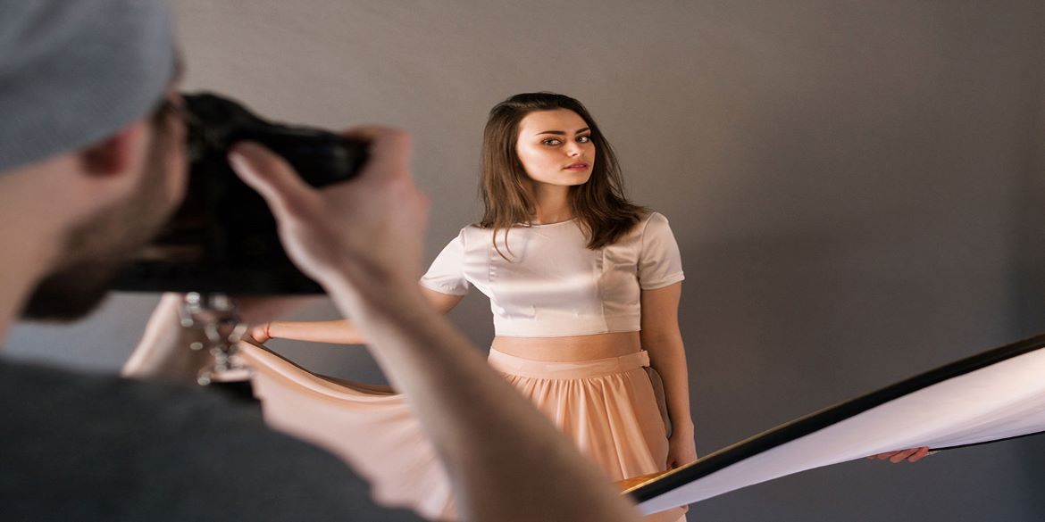 Hướng dẫn cách chụp ảnh thời trang trong studio chuyên nghiệp từ A-Z ...